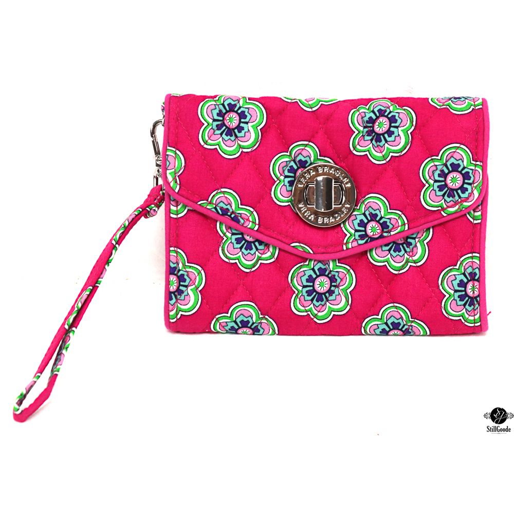 Vera Bradley Wristlet – StillGoode Home Consignments